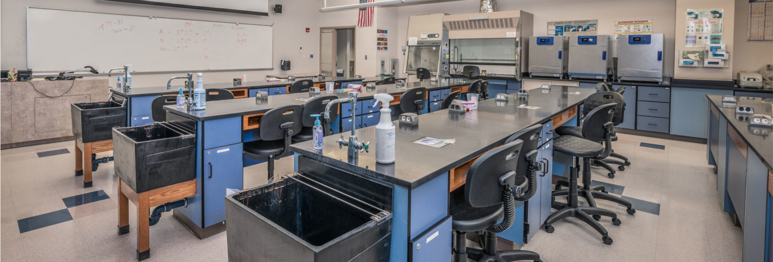 FGCU Whitaker Science, Math & Technology Building - Ajax Building Company